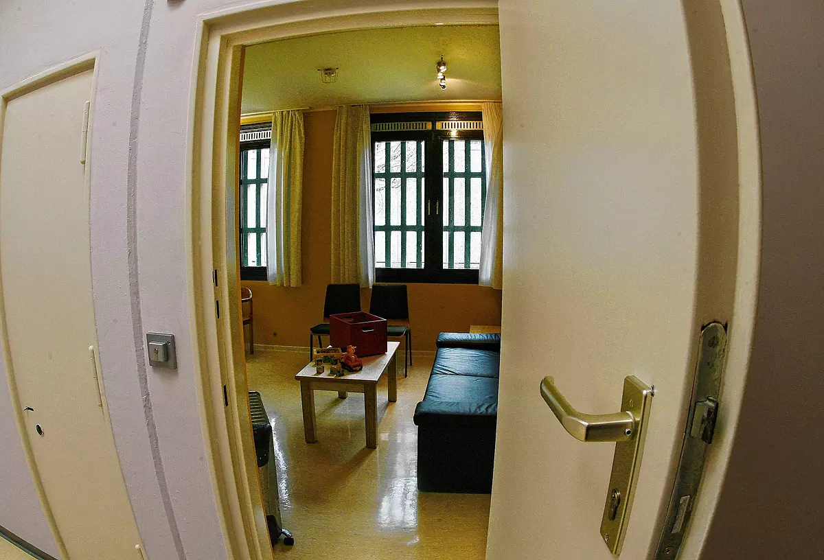 Sex Hinter Gittern Hier Dürfen Insassen Mit Besuch Intim Werden